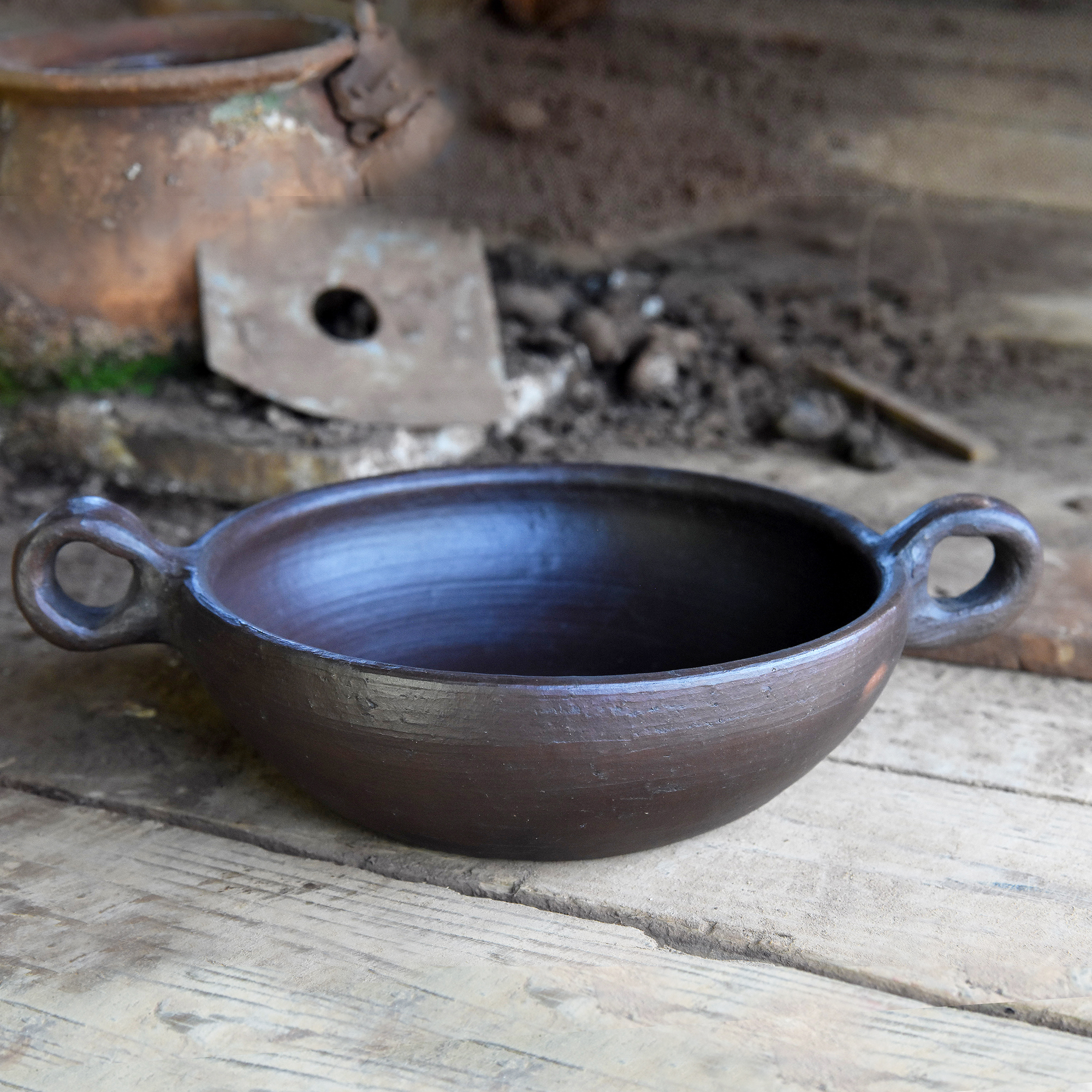 Pomaireware Clay Round Two Handled Serving Dish | Ancient Cookware